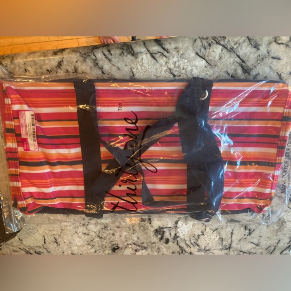 thirty-one | Bags | Brand New Thirtyone Large Utility Tote | Poshmark